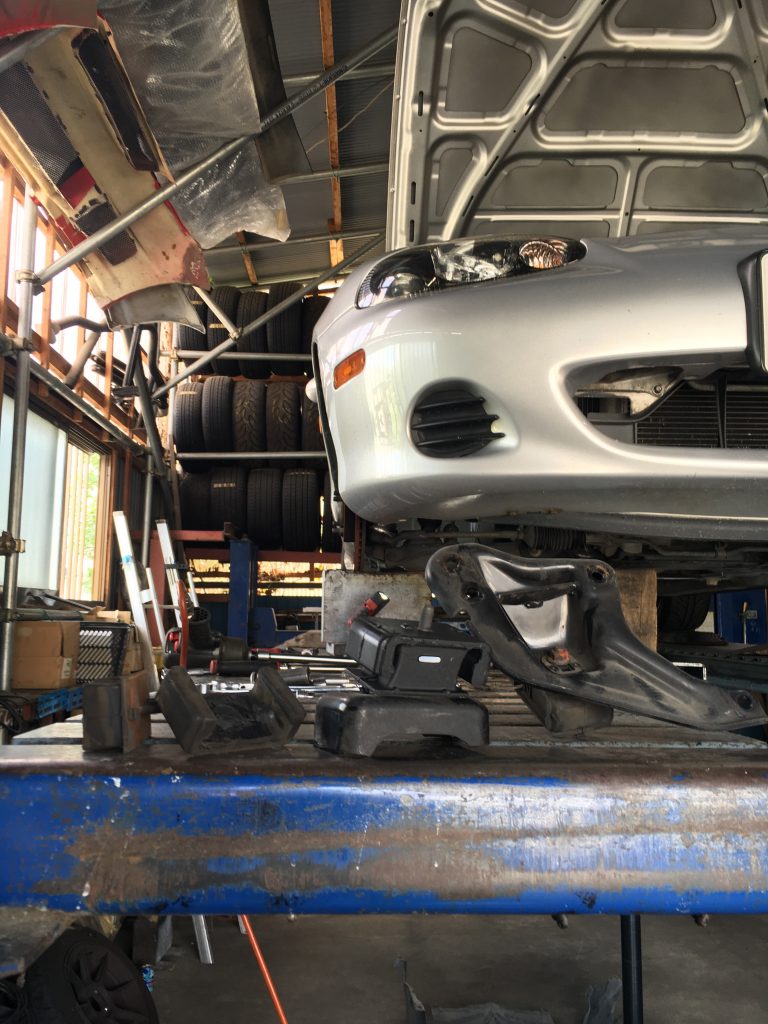 NB8C エンジンマウント交換 | garageFK