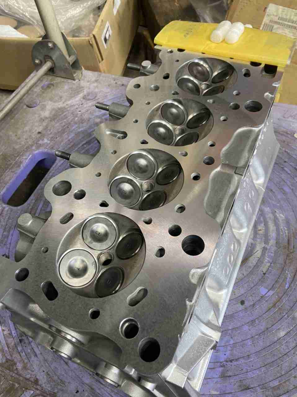 B18Cエンジン組み立て、と思いきや、、、 | garageFK